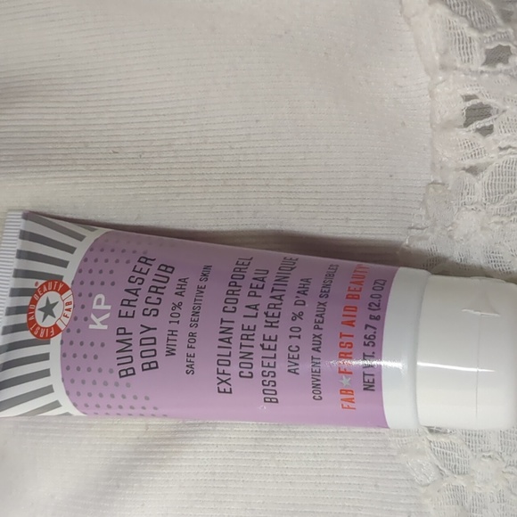 First Aid Beauty | Skincare | First Aid Beauty Kp Bump Eraser Body ...